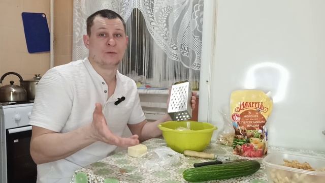 Шпротный салат с сухариками ! Вкусный проект