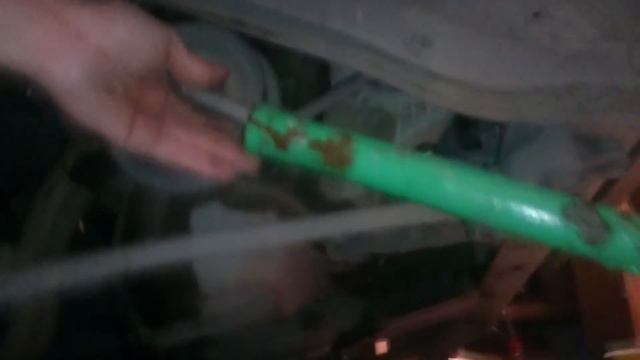 ВАЗ 2115. Заглохла машина и не заводится.  Что делать, в чём причина؟