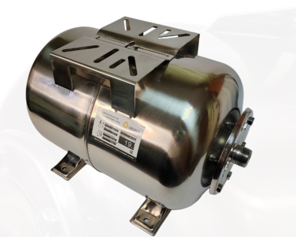 Купил гидроаккумулятор из нержавеющей стали.