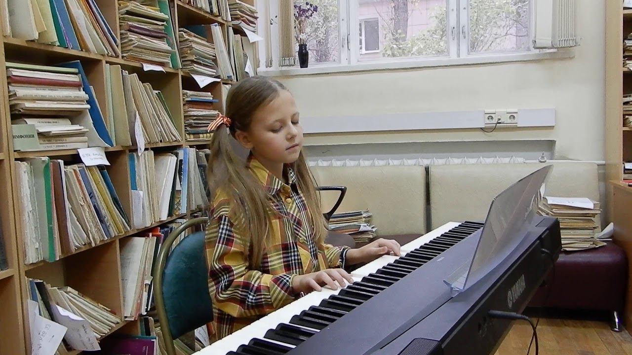 Гайдн – Менуэт. исп. Милана Агрова 9 лет