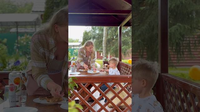 Корги стащил шашлыки!