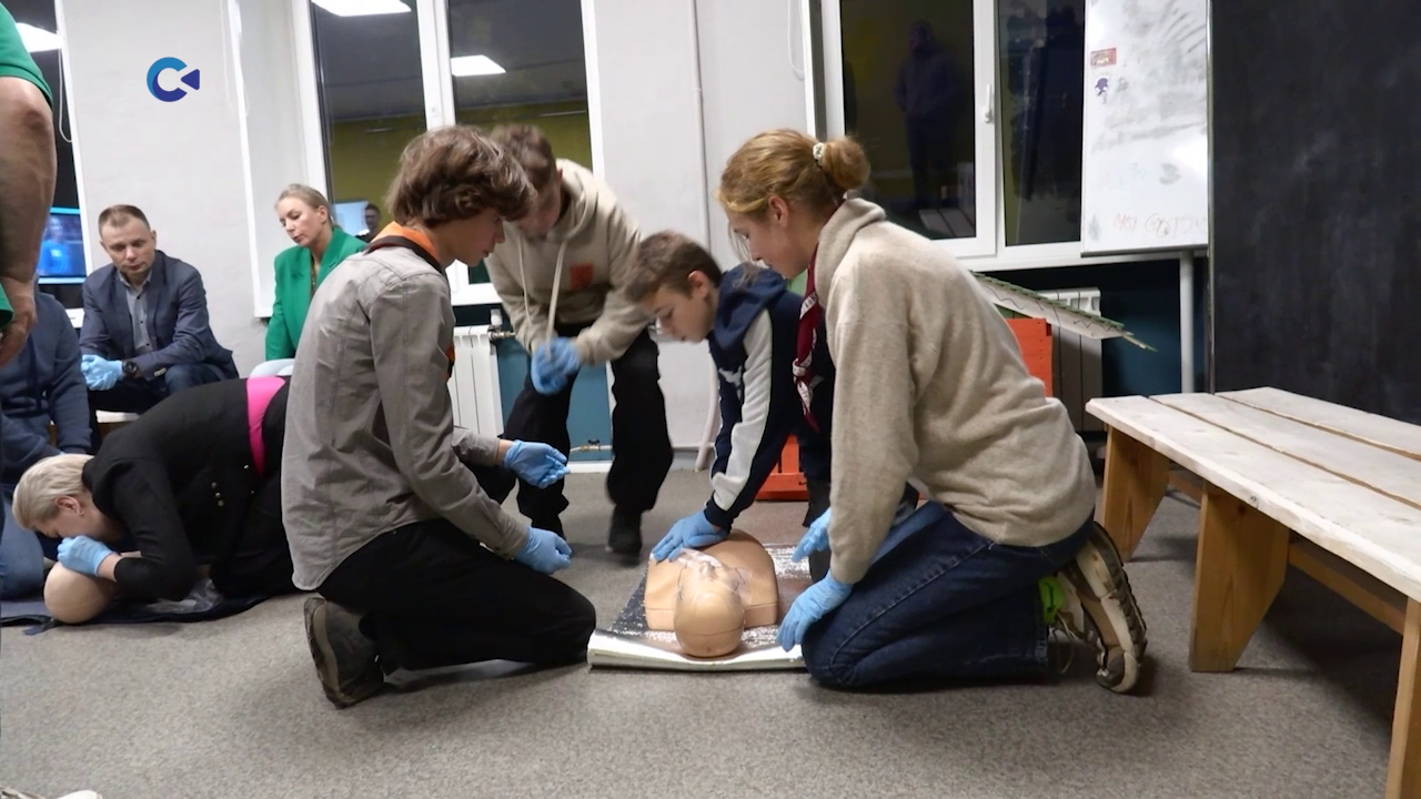 Школа первой помощи «Подорожник-10» провела акцию «Запусти сердце»