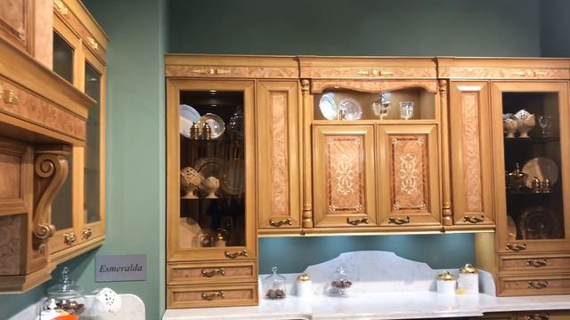 Esmeralda VERONA mobili ISaloni 2018.mp4