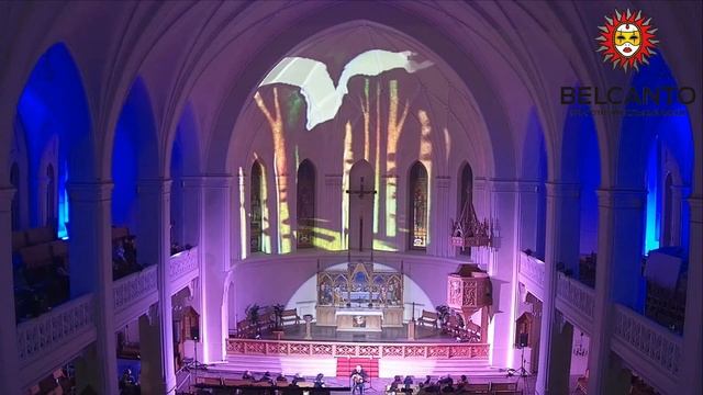 Русская народная мелодия «Уж как по мосту, мосточику».