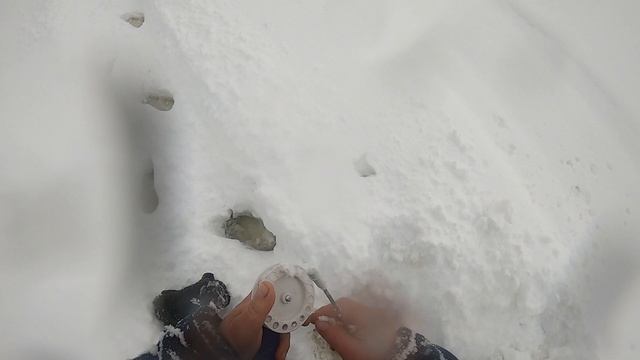 Рыбалка зимой с ночёвкой день третий. Поймал щуку