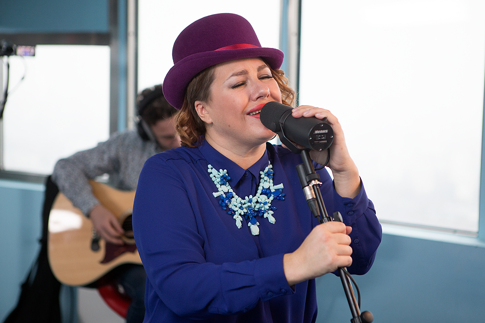 Ева Польна - Весь мир на ладони моей  (#LIVE Авторадио)