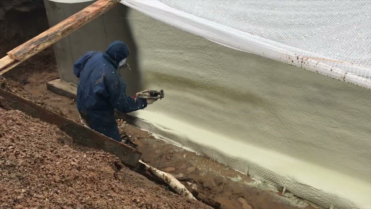 Гидроизоляция фундамента полимочевиной