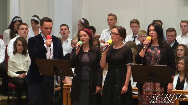 Стоишь на распутье один..