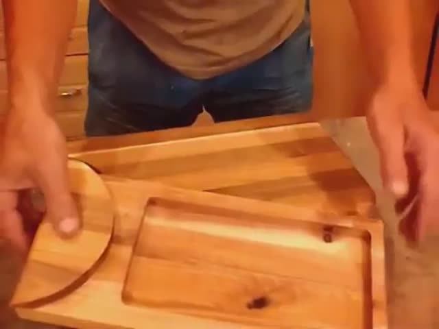 Походная разделочная доска пенал , из ясеня .