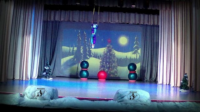 6. Гимнаст на ремнях "O sole mia". Зайцы 2\2.