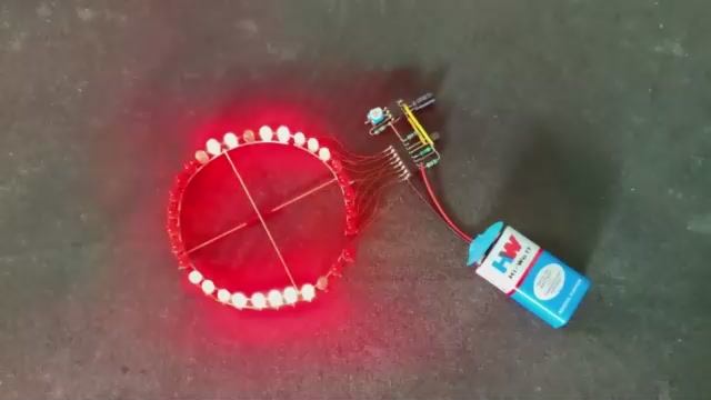 Световые эффекты на сдвиговом регистре 74HC595N и таймере NE555