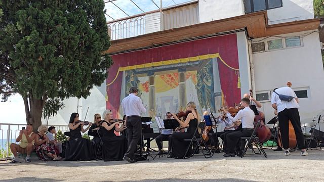 Вступительное слово Сергея Жигунова и Менуэт на вилле Саламбо в день памяти Константина Коровина