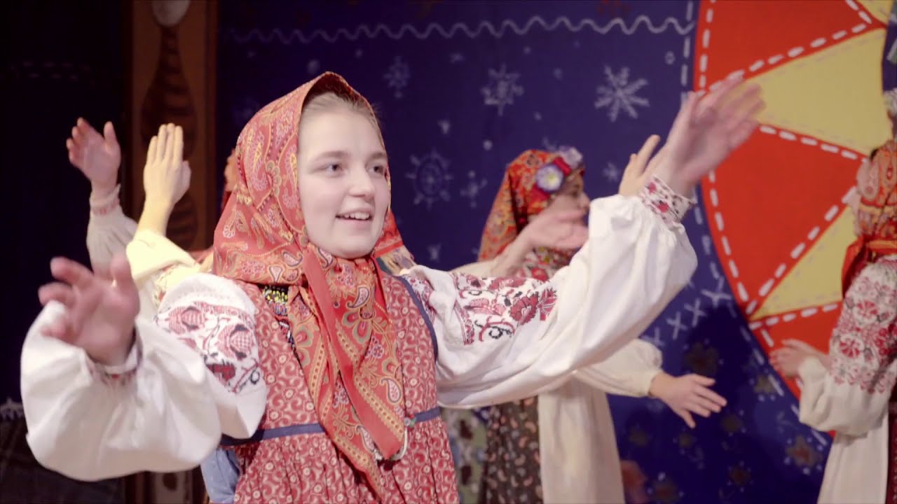 Песня тульской области 'Из боярских из ворот'.