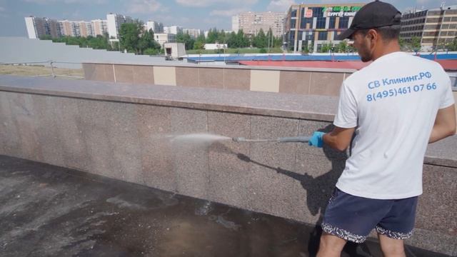 Клининг в подземном переходе