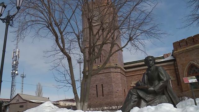 Памятник ученому коту в Оренбурге переезжает под дуб на Беловке