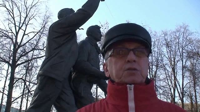 ПАМЯТНИКИ ВЕЛИКИМ В ПЕРЕУЛКАХ МОСКВЫ ЛЁТЧИКАМ ПОЛКА "НОРМАНДИЯ-НЕМАН" #нормандиянеман #шнейвасборис