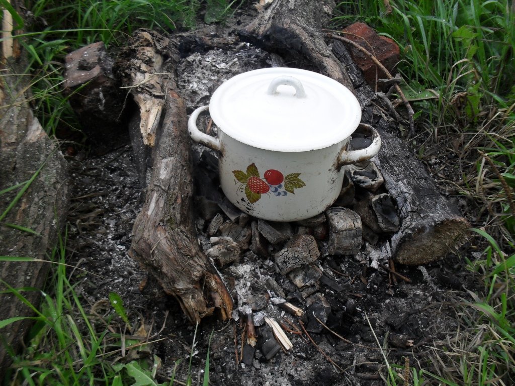 Как разжечь древесный уголь без жидкости для розжига и газовой горелки