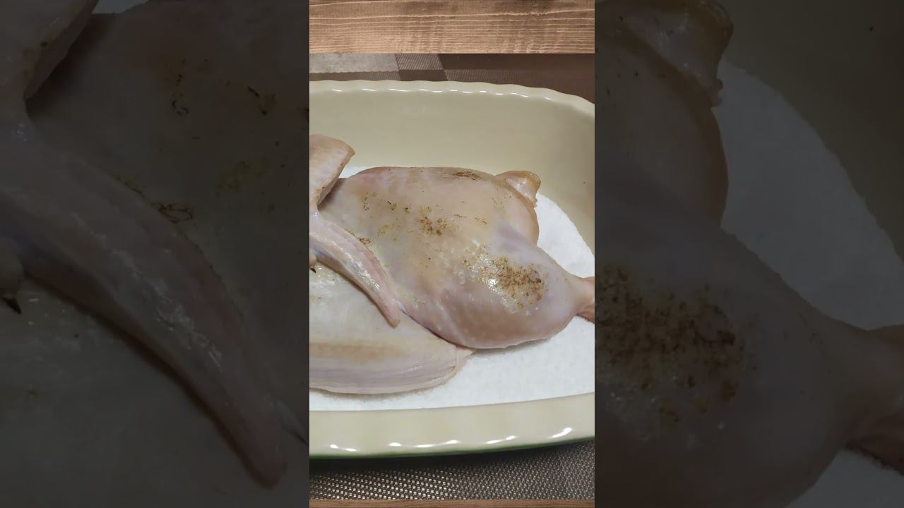 Курица на соли в духовке целиком #shorts #курица #рецепты #вкусно #шортс