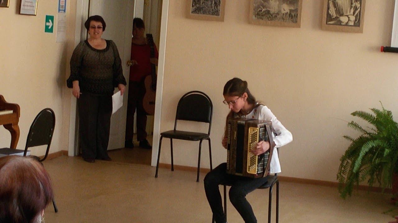 Ой цветёт калина в поле у ручья! В честь дня Победы! Баян. Ангелина Буканова