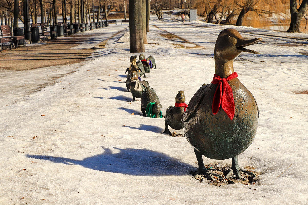 "МОСКОВСКИИЙ МАРТ"... (Фото Игоря Егорова (Москва), музыка - "Schiller" - "Aurora")