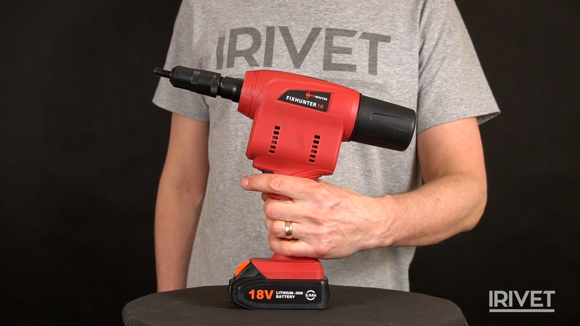 FIXMASTER FIXHUNTER 10 - аккумуляторный заклёпочник для установки резьбовых заклёпок M4 - M10