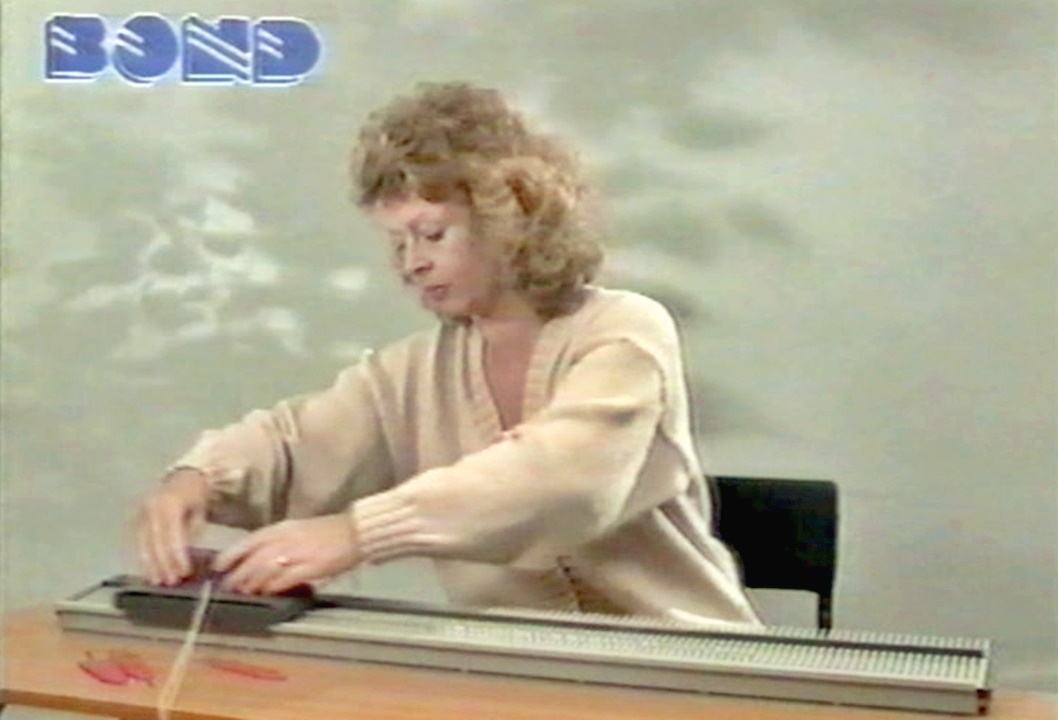 Быстрый способ вязания на настольной машине BOND Classic.mp4