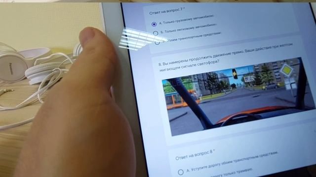 Устроился работать в такси вахтой в Москве