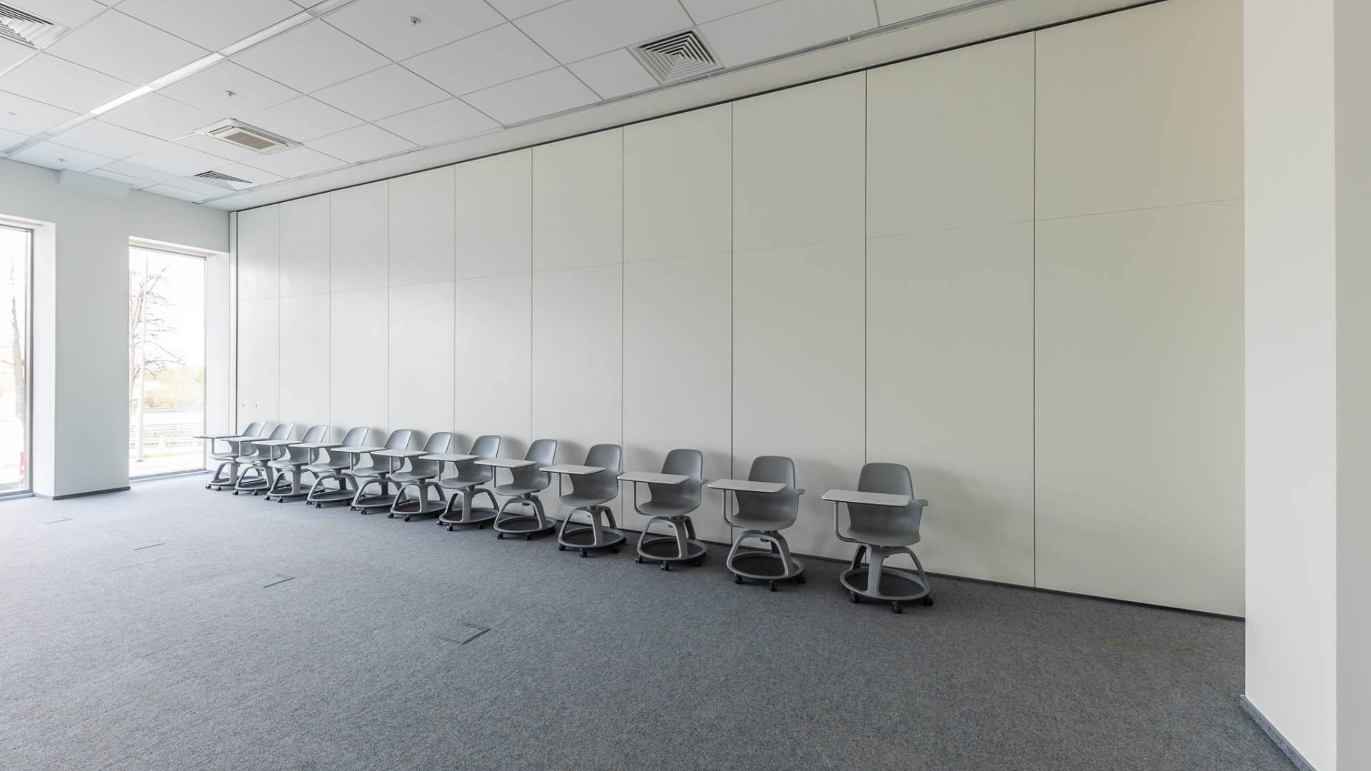 Раздвижные перегородки от Nayada в ООО Логопарк Сколково