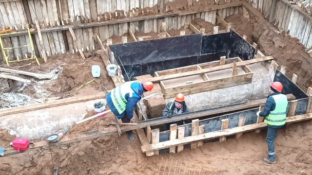 На коллекторе Болшево – Щёлково монтируют камеру переключения стоков