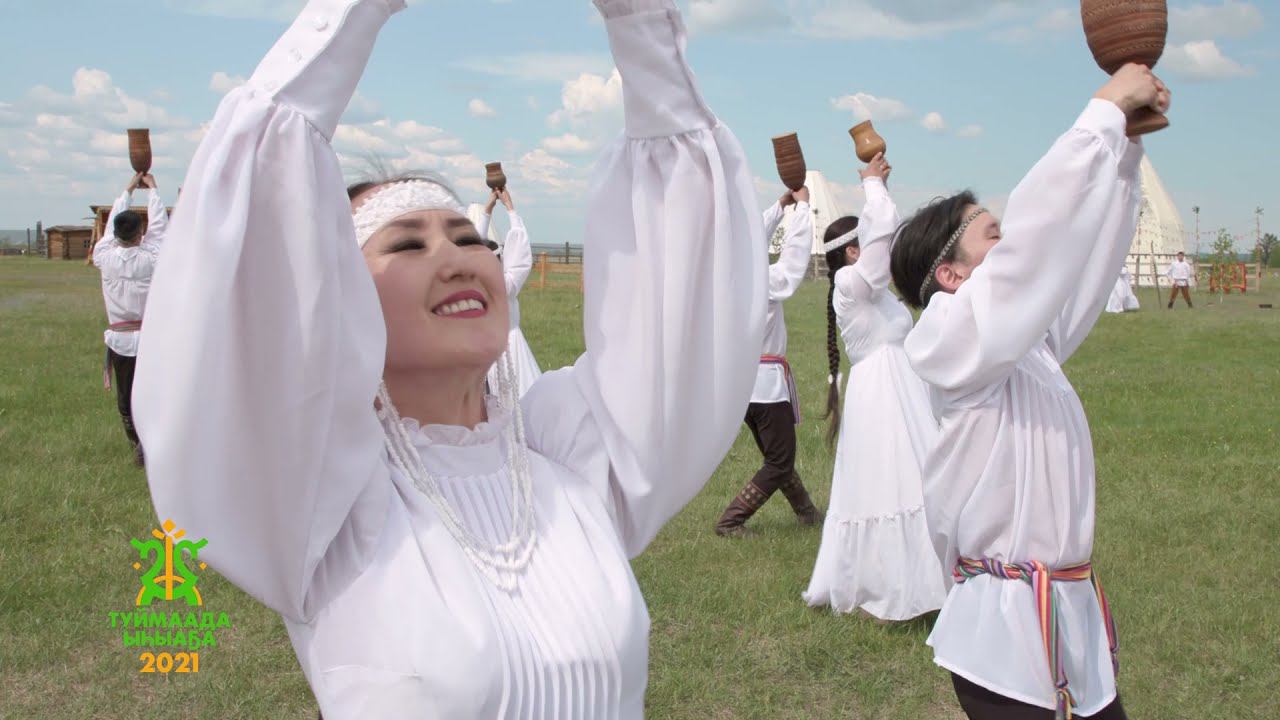 Ритуально-обрядовое действие "Алгыс". Поздравление Главы ГО «город Якутск» Е.Н. Григорьева