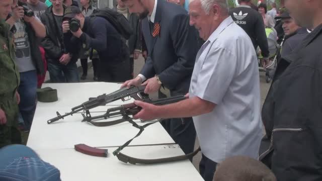 14)  2016год 9мая - Солдат молоденький