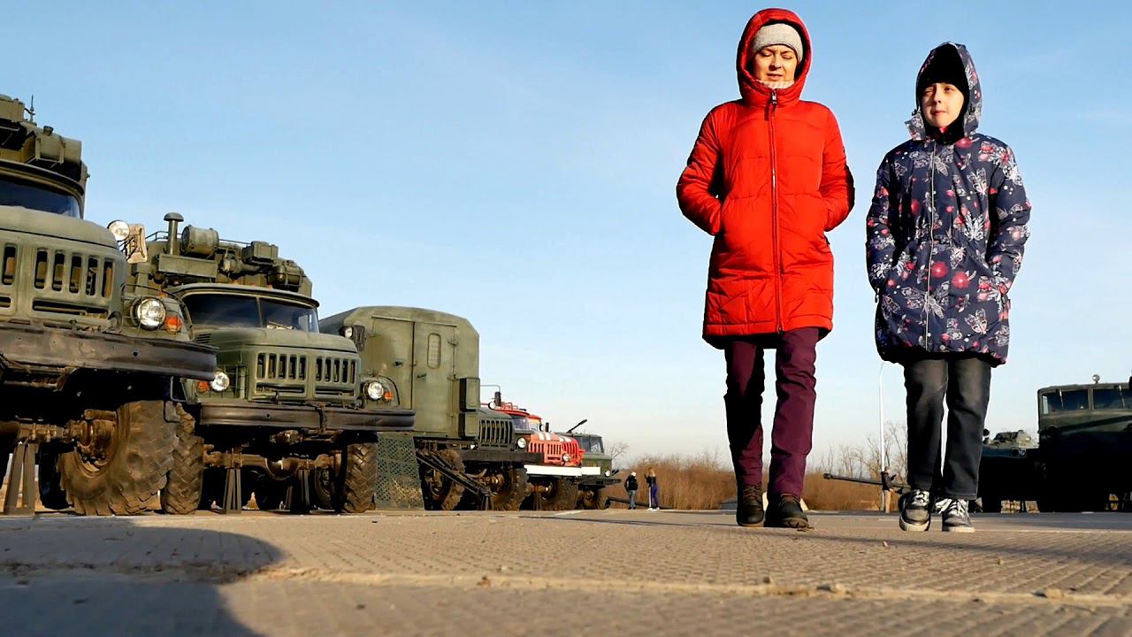 Военная техника у Самбекских  высот