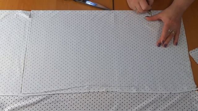 Раскрой и пошив футболки с кружевом и защипами за 40 минут.mp4