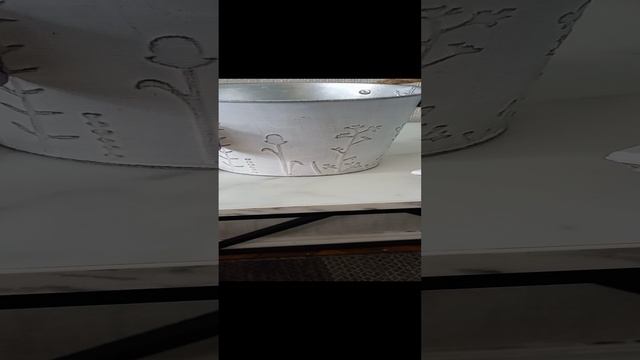 Красивое кашпо (ваза) из магазина Фикс Прайс