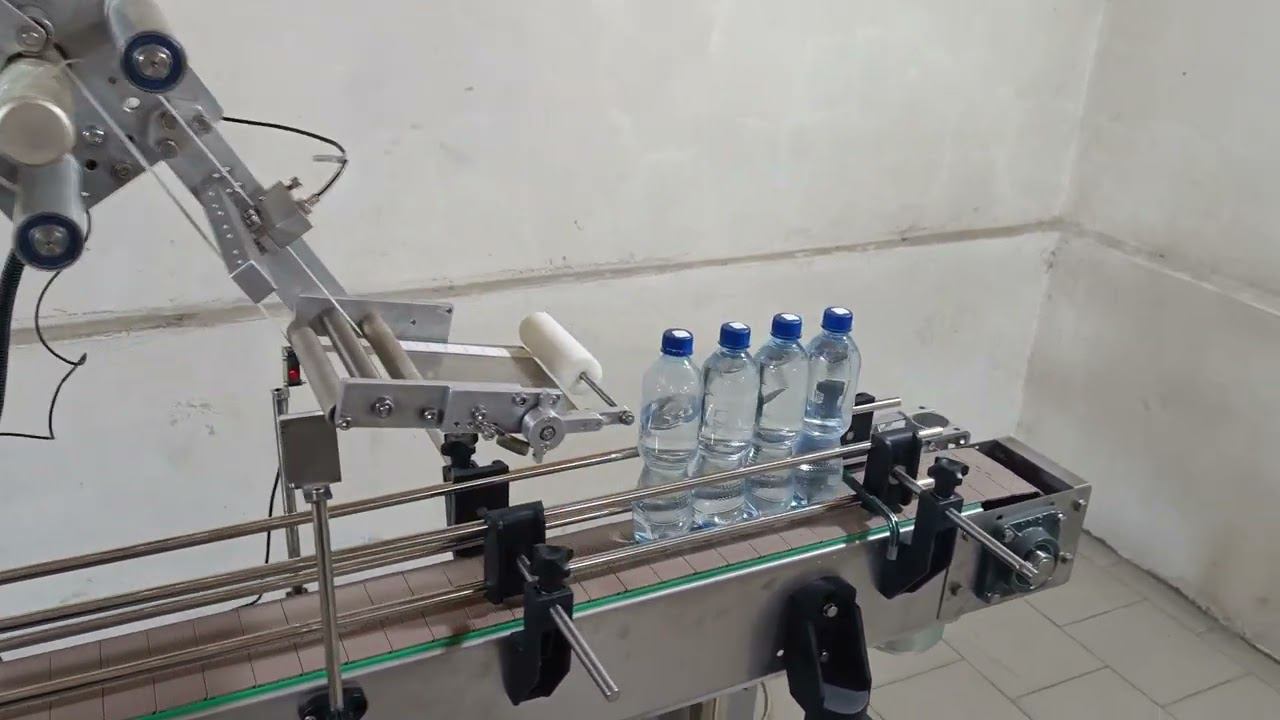 Нанесение этикетки c куар кодом на тару  -  EtiKon.ru