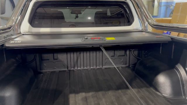 Крышка кузова роллета с дугами на Changan Hunter