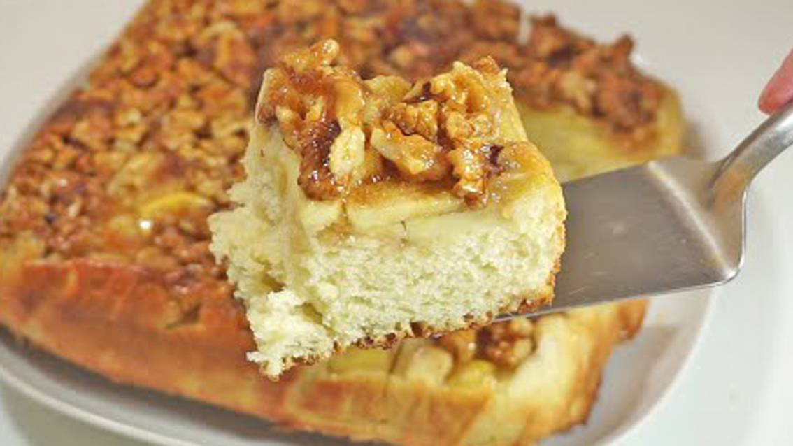 Дрожжевой пирог с яблоками и орехами/Вкусно и просто