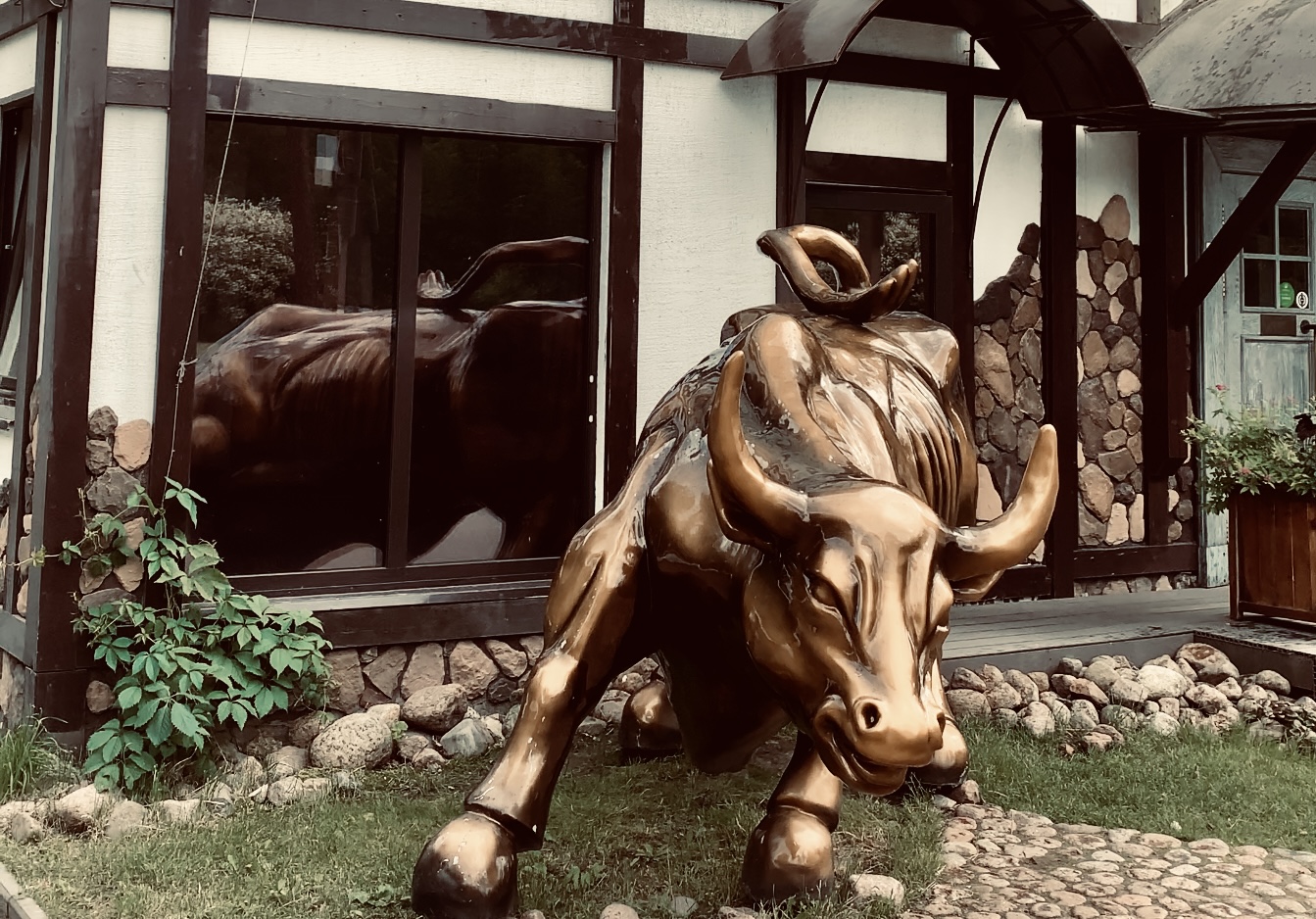 Я ВОЗЛЕ РЕСТОРАНА | «STROGANOFF BAR & GRILL» | РЕПИНСКИЙ СКВЕР | РЕПИНО | САНКТ-ПЕТЕРБУРГ