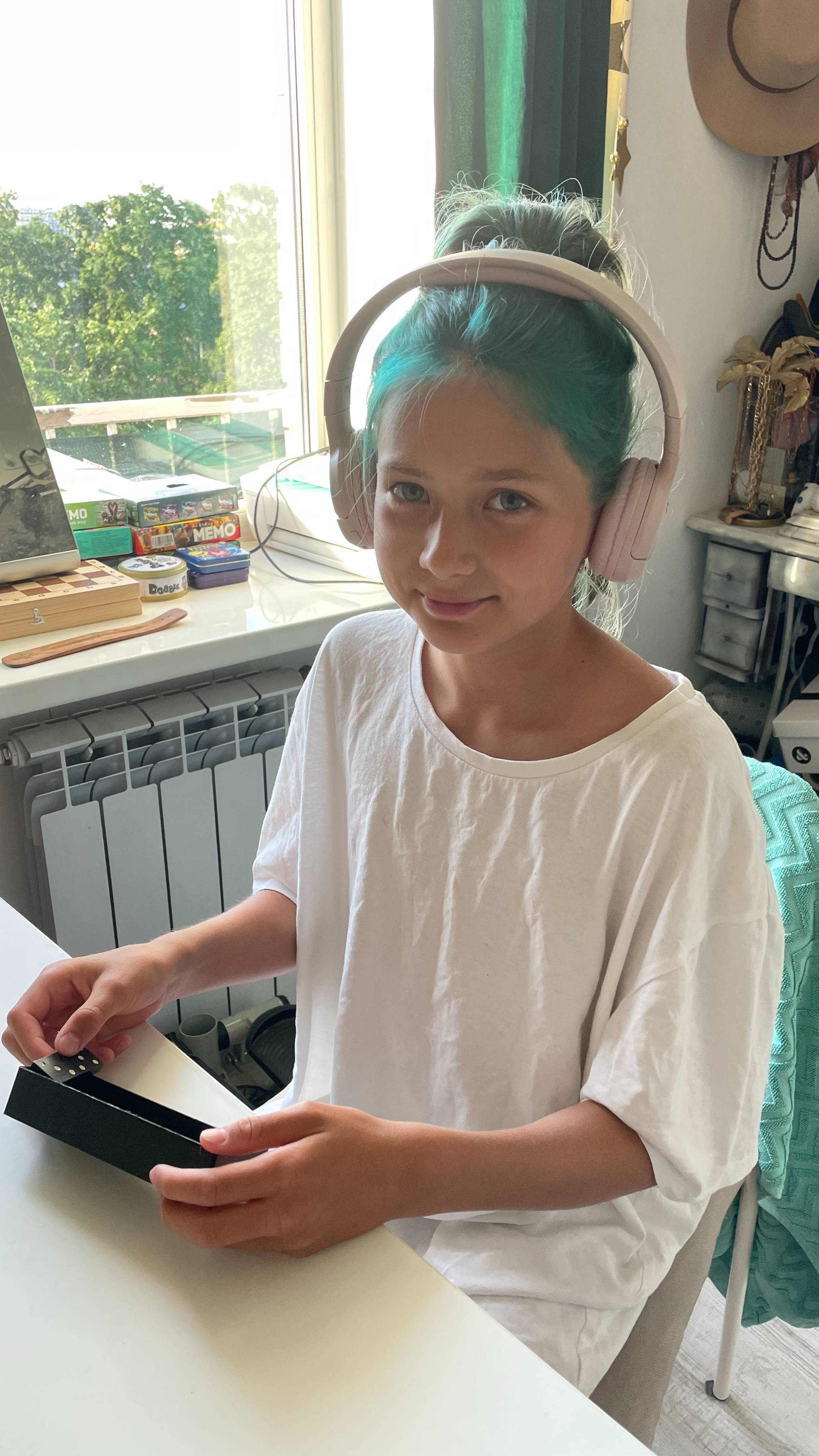 Анфиса жжёт! #скалолазание #спорт #дети #траверс #пегборд #фингерборд