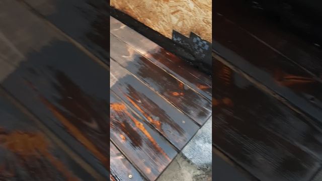 Строим дом в лесу, всей семьей. Террасса.