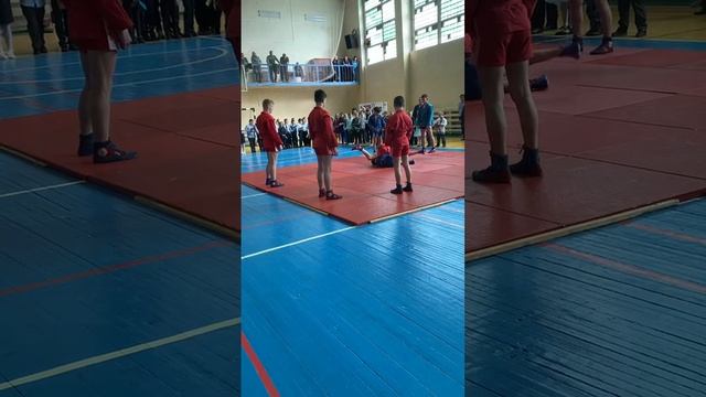 2_5202033310531852161 (1).MOV