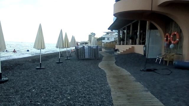 Алушта. Пляж "Море". 03.07.24. Вечер.