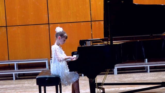 Концерт к празднику мамы1