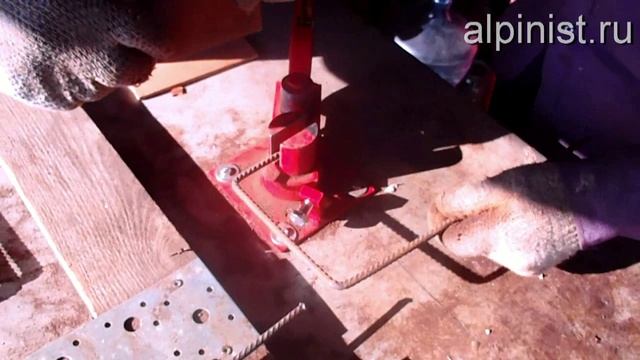 Как гнуть хомуты из арматуры для монолитных бетонных балок и колон