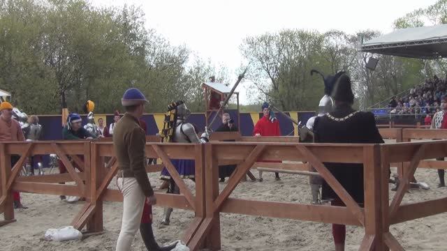 20160502 Турнир Святого Георгия 2016. Пятый раунд Турнира (второй второго дня), пешие бои рыцарей