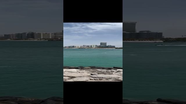 Набережная в Абу-Даби (ОАЭ)