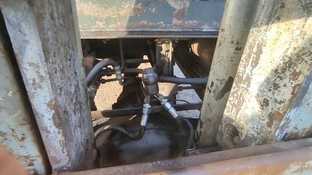 львовский погрузчик востановление.mp4