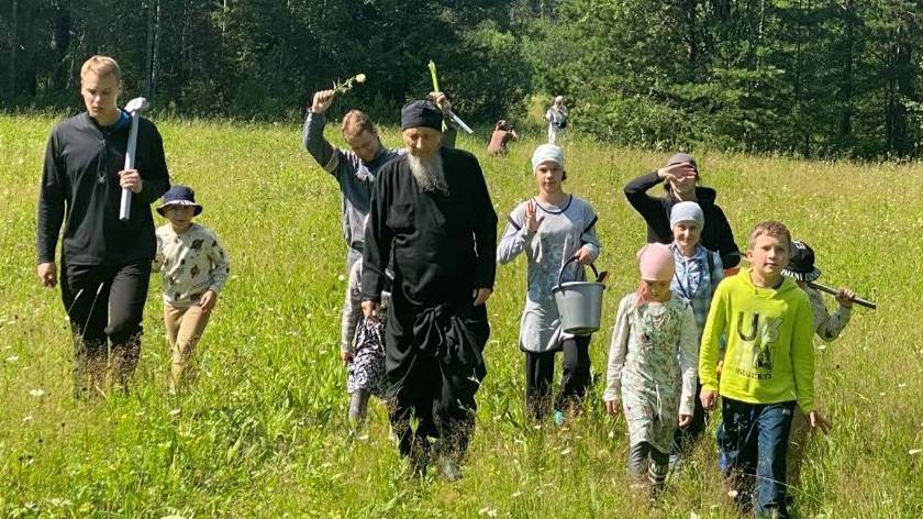 Поселок Висим. Поездка на р. Межевая Утка - 2024г.