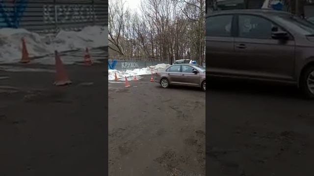 Занятие по вождению в автошколе «Колесо» № 8