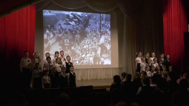 Фестиваль военно-патриотической песни в школе №19 (13.05.2019)